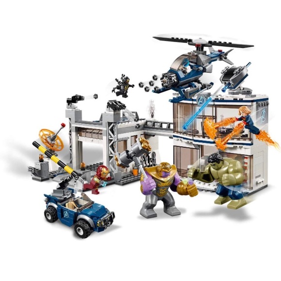 Lego | Toys | Nwt Retired 29 Lego Marvel Avengers Compound Battle 76131 ...